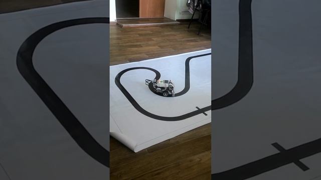 Испытание датчика Лего робота,часть 1