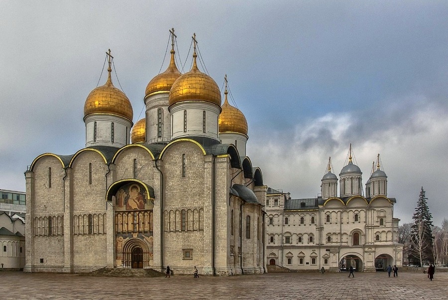 Соборная площадь