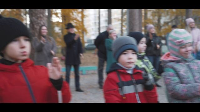 ЗАРЯДКА С РОДИТЕЛЯМИ из фильма Жизнь в 11 дет.садике.mp4