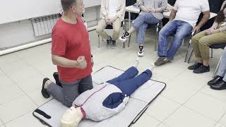 01_Первая помощь СЛР взрослому пострадавшему.mp4