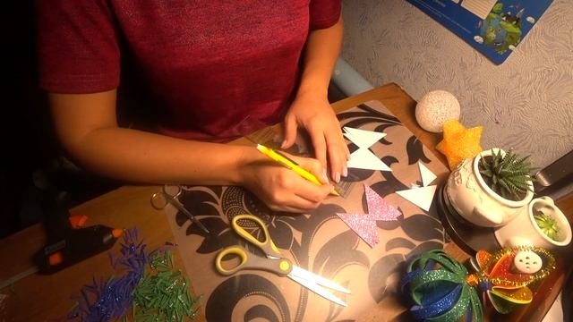 Бантики блестящие I DIY I Делаем бантики быстро сами ! I Бантики за 10 минут.mp4