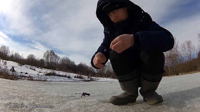Рыба поймана! Можно закрывать сезон зимней рыбалки.mp4