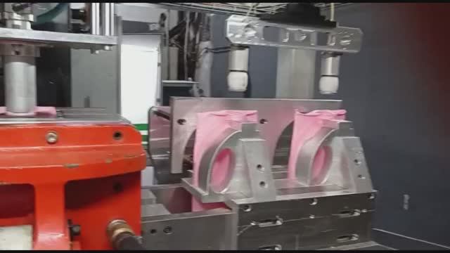 Выдув пэт бутылок