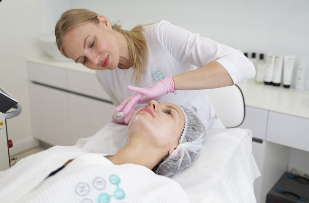 Микроигольчатый RF-лифтинг INFINI | Сеть клиник косметологии GEN87 в Москве