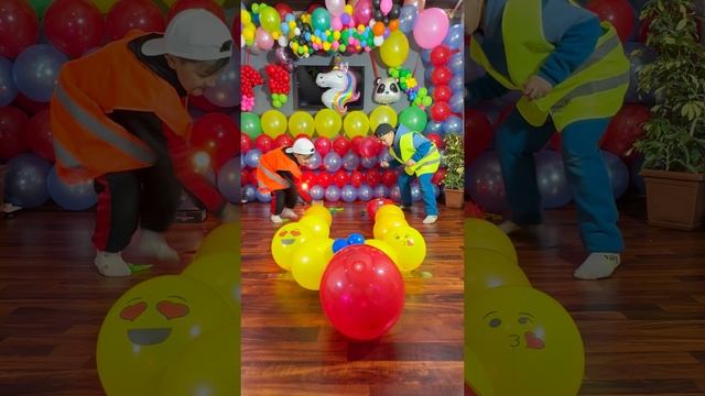 Лопаем воздушные шары #шар #дети #видеодлядетей