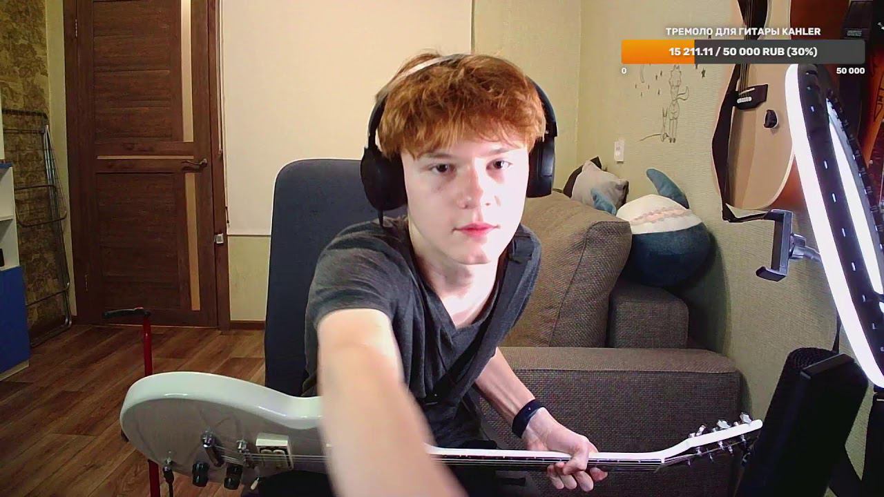 Играю на электрогитаре песни группы КИНО и не только!