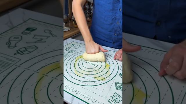 Пирожки от бабушки с вокзала.