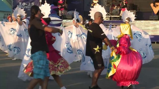 Аквабайк - открытие чемпионата.