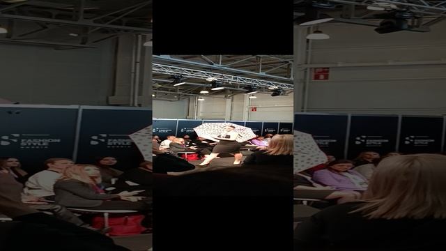 Зонт женский Flioraj Розовый 3 сложения Автомат Антиветер с брелоком 16054 FJ