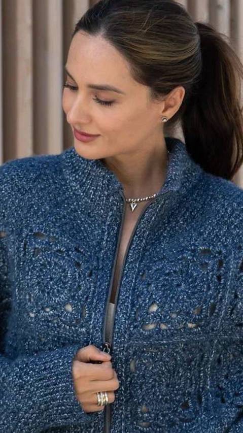 Совместник Бомбер Софи