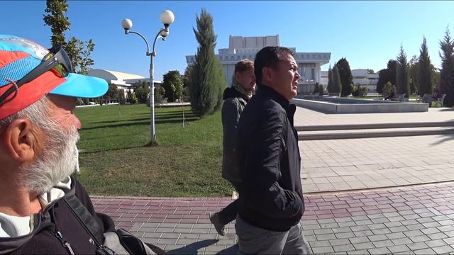 20 серия Велопутешествие по Узбекистану. Самая вкусная самса это в Джизаке.