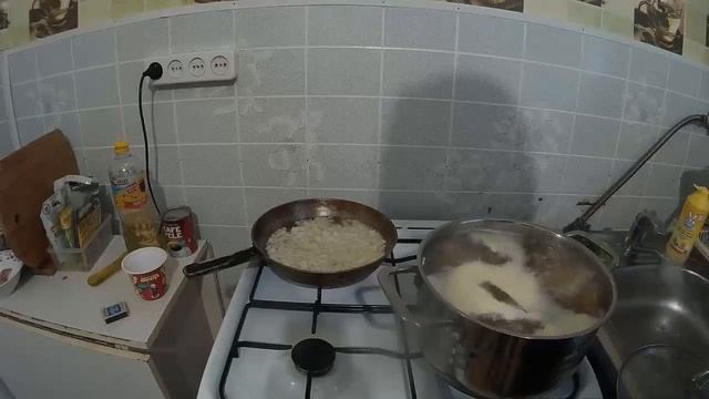 Гороховый суп с копчеными ребрами