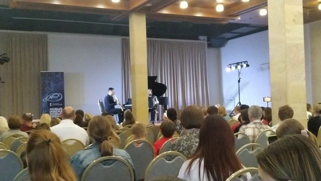 VID_20240626_203022.mp4