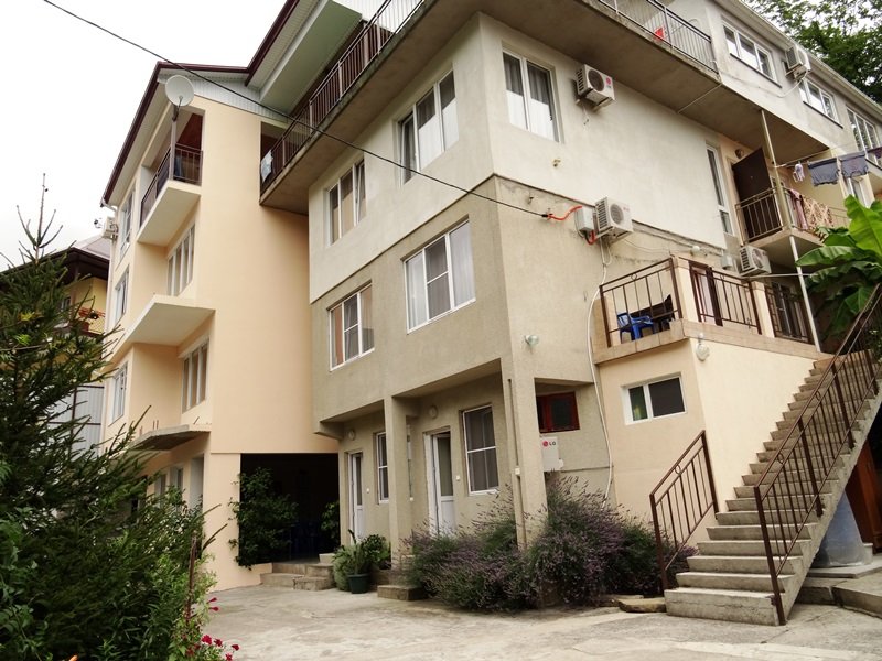 В Лазаревской цены на отдых без посредников. Жилье для отдыха в Лазаревском. «У друзей» гостевой дом