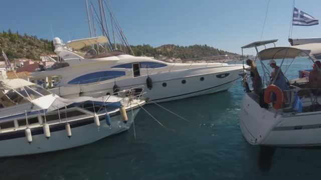 Техника управления парусным судном - Швартовка - Mediterranean mooring problems in Poros