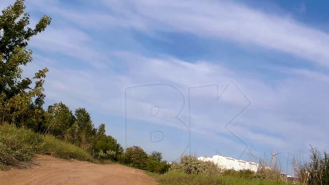 Гоняю по мотодрому | Надомною тишина