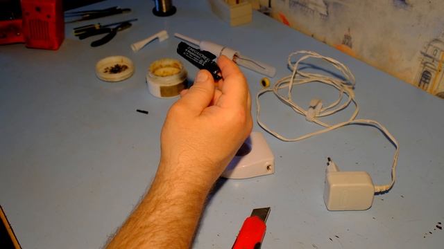 Megasonex !! Замена аккумулятора в ультразвуковой зубной щетке Megasonex