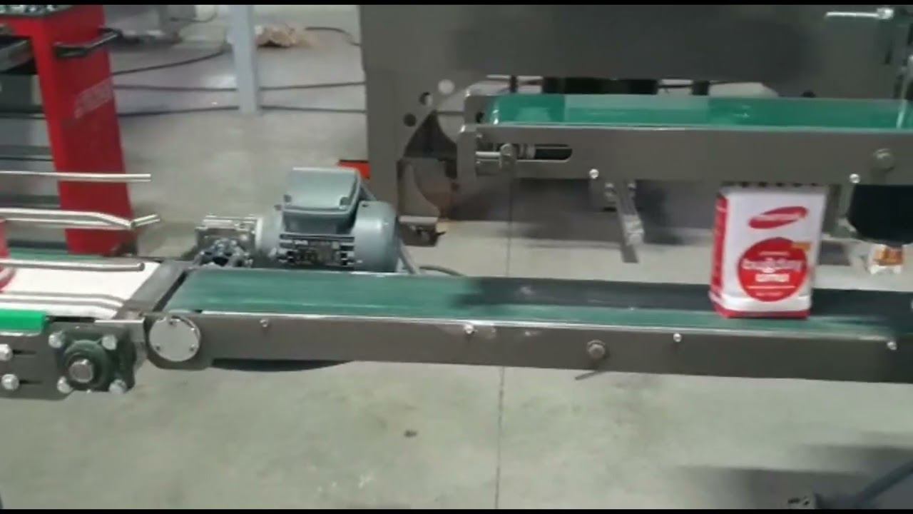 Полуавтоматическая линия фасовки муки и крахмала в бумажные пакеты.