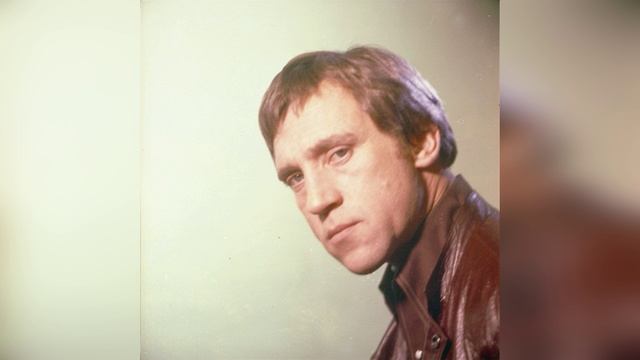 Владимир Высоцкий. «Мне каждый вечер зажигают свечи…» (1968). Читает Ярослав Годованый