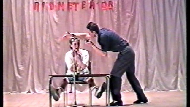 КВН- 1996 . ( Кизлярский электромеханический колледж и СШ №7 ).