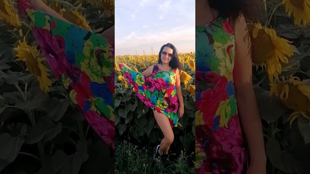 Фотосессия в подсолнухах