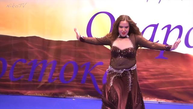 Солистка основного юниорского состава ШТ «ЭДЕМ» Коренькова Виктория