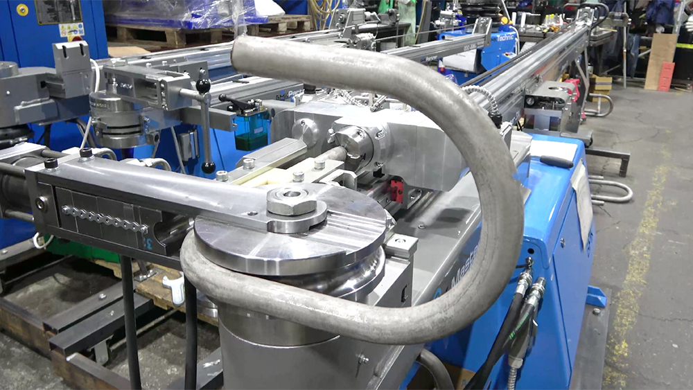 Трубогиб для круглой трубы 32 мм дорновый автоматический MASTER.3X - гнем отечественную нержавейку