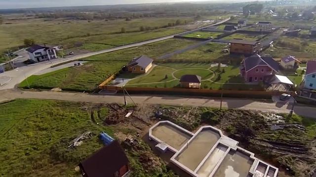 ГОРКИ - ЛЭНД