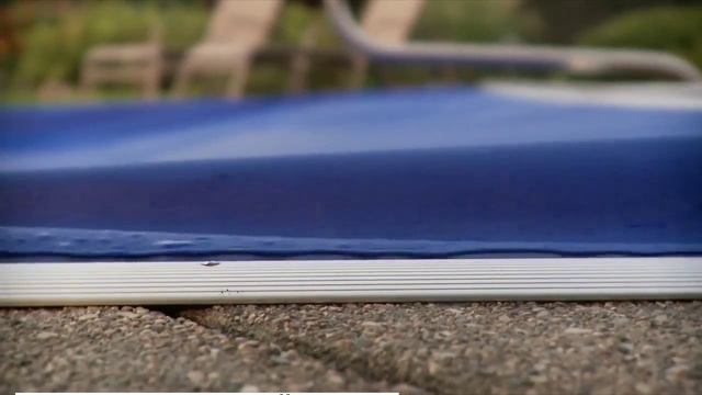 Автоматическое  покрытие для бассейна из армированного винила