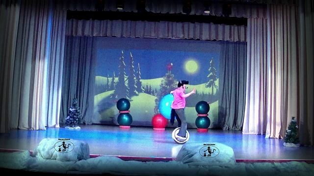 7. Жонглёр на моноколесе. Зайцы 2\2.