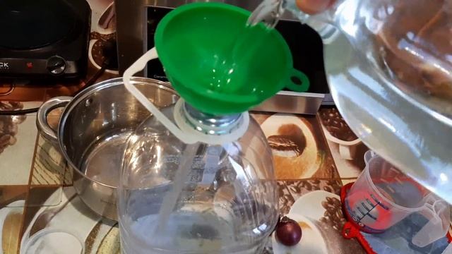 Перегон самогона и разбавление водой