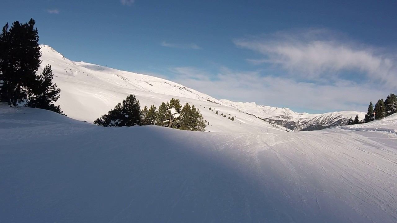 Red slope in Andorra Grau Roig