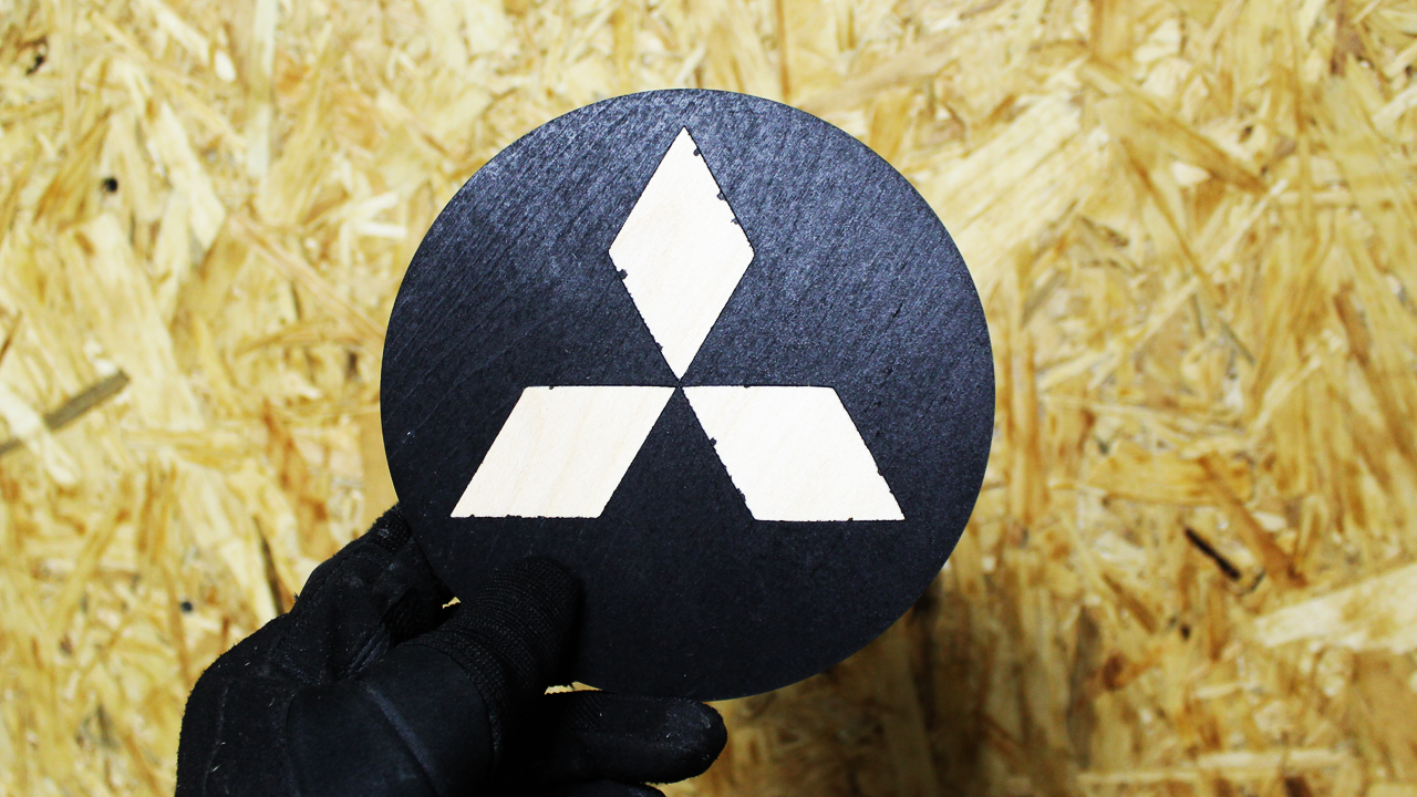 ЛОГО Митсубиси! Или всё-таки Митсубиши?