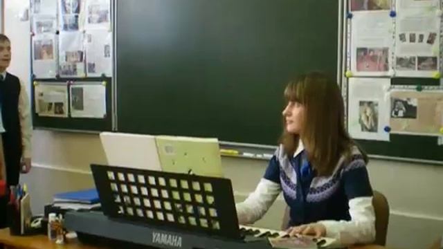 "Песня о маме" -мою песню исполняют школьники