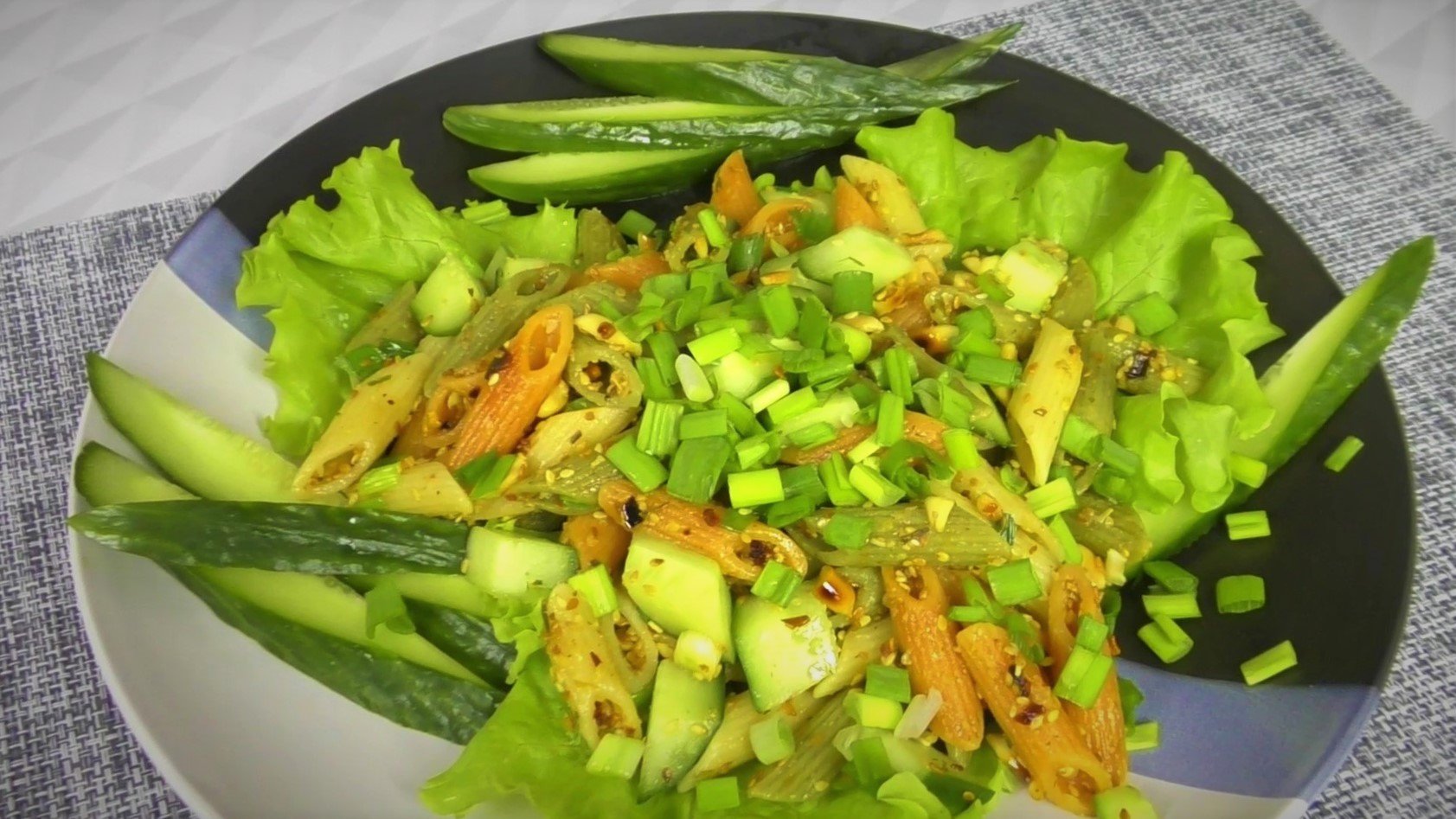 Макароны и кунжут - магия долголетия!)).mp4