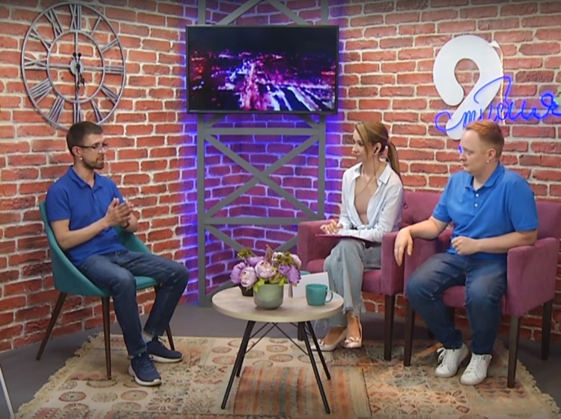 Интервью с директором Вятского палеонтологического А. Тороповым в 9-й студии Девятка ТВ 22.07.2022