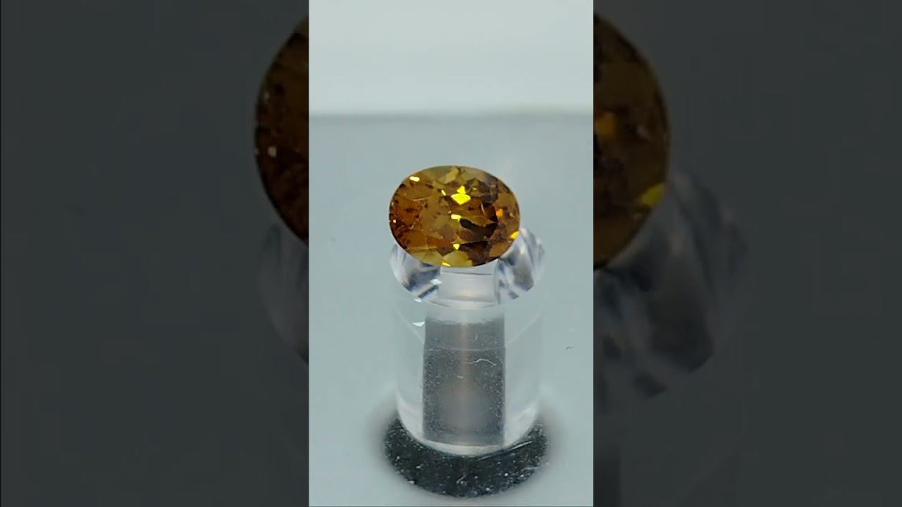 циркон 8х6 2,1 кт  FABULOUS GEM 2.10CT NATURAL CHAMPAGNE TANZANIA UNHEATED ZIRCON GEMSTO