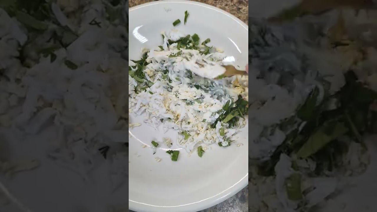 Рулетики из крабовых палочек с новой начинкой #shorts