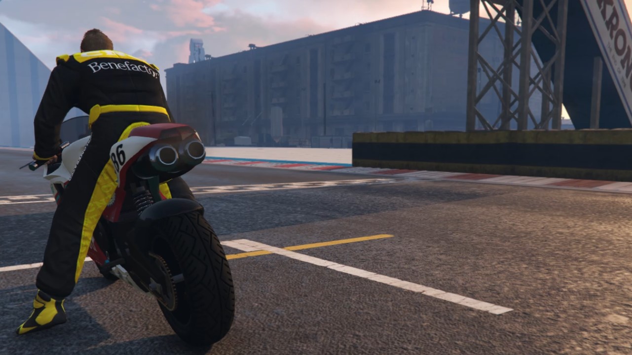 Восхитительные виды в гонках трансформации в GTA5 Online