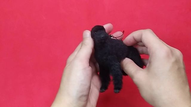 Брелок-игрушка в смешанной технике. Ризеншнауцер