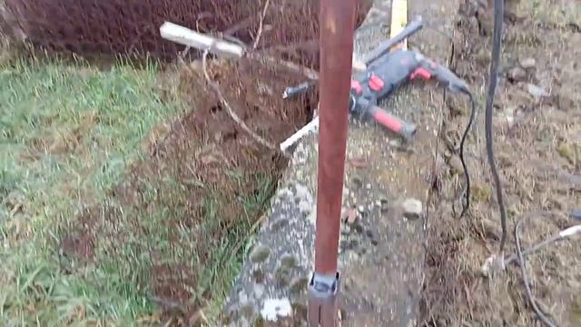 как одеть квадрат трубу на круглую трубу.