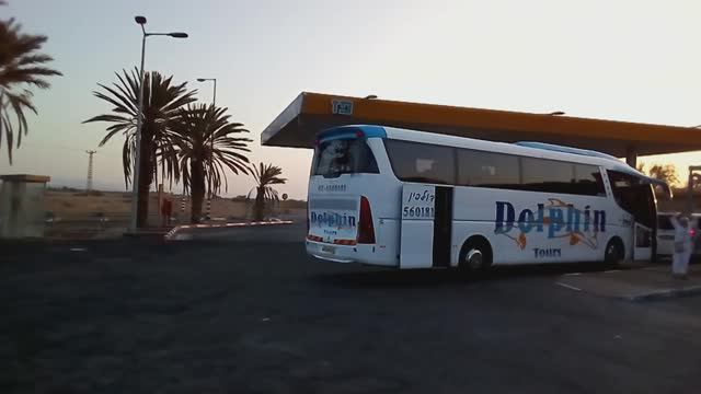 Израиль. Дорога из Эйлата в Иерусалим вдоль Мертвого моря.