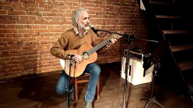 Владимир Брусенцов - Отделились стенами, мы и снегопад...