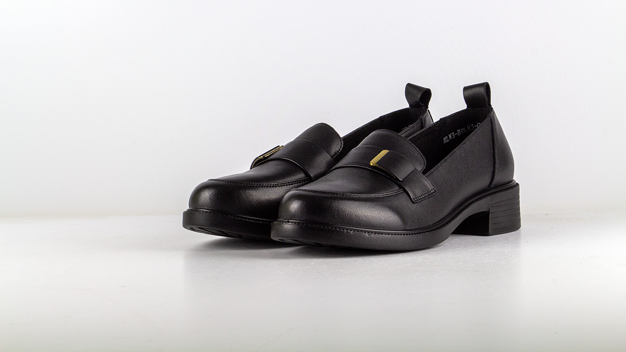 Лоаферы Covani женские черные HLW3-BWLM3-088A