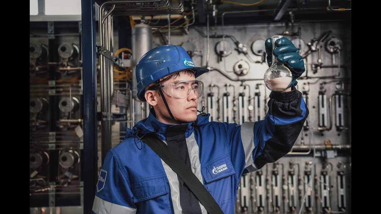 В Омске начал работу первый в стране центр испытания катализаторов