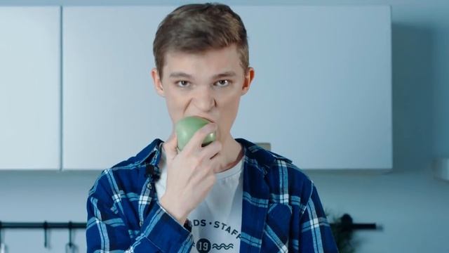 Экосредство Gloss от NL International. Как отмывает посуду_.mp4