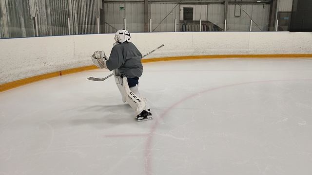 Т-образное перемещение с разворотом спиной вперед