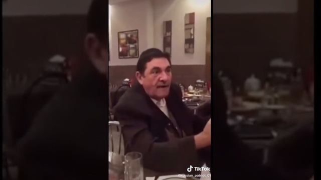 АНЕКДОТ про НЛО