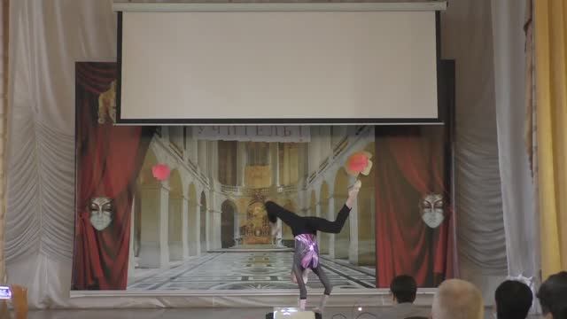 Вероника Гладких / "Акробатический этюд" / Концерт "День учителя 2021"