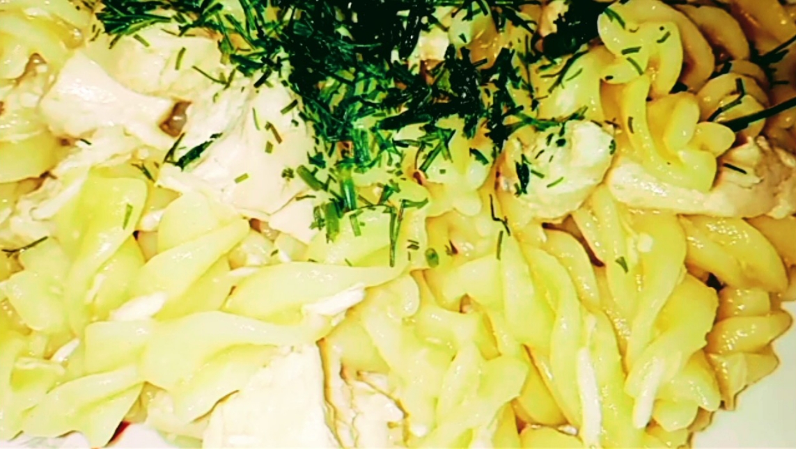 ЛЕНИВЫЙ БЕШБАРМАК ИЗ КУРИЦЫ С МАКАРОНАМИ